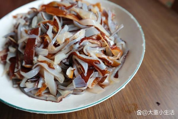 海蜇头炒白菜怎么做_海蜇头炒白菜用焯水吗-第3张图片-山城妙识 海蜇头炒白菜怎么做_海蜇头炒白菜用焯水吗-第3张图片-山城妙识