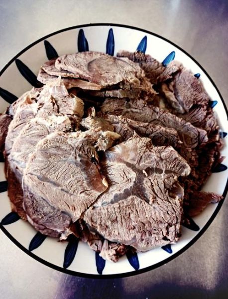 清水牛腱子肉怎么煮_清水牛腱子肉焯水多久-第1张图片-山城妙识