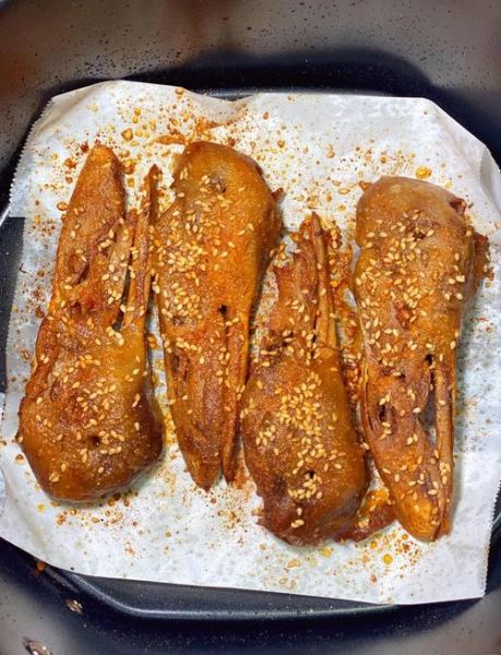 干锅鸭头怎么做才正宗_干锅鸭头正宗做法步骤-第1张图片-山城妙识 干锅鸭头怎么做才正宗_干锅鸭头正宗做法步骤-第1张图片-山城妙识