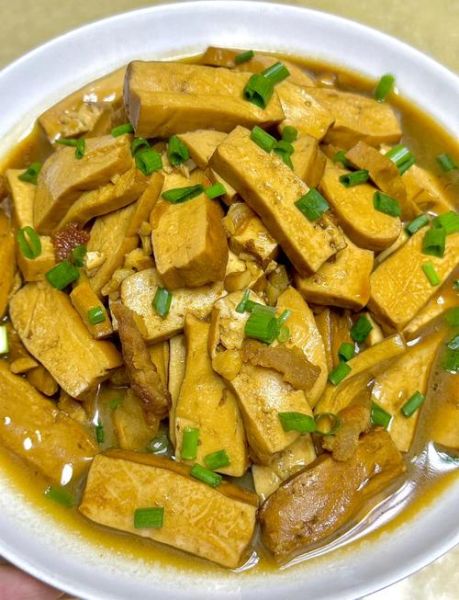 香干炒肉怎么炒才嫩_香干炒肉先炒香干还是先炒肉-第1张图片-山城妙识 香干炒肉怎么炒才嫩_香干炒肉先炒香干还是先炒肉-第1张图片-山城妙识