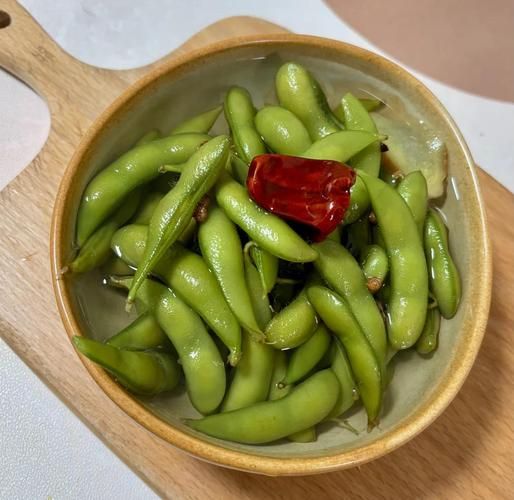 毛豆怎么煮才翠绿入味_毛豆家常做法大全-第2张图片-山城妙识