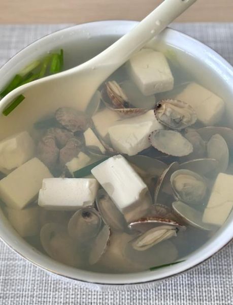 花甲做汤怎么弄好吃_花甲汤去沙技巧-第1张图片-山城妙识