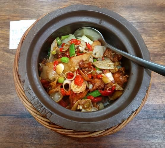 坛子鸡的做法视频_坛子鸡怎么做好吃-第1张图片-山城妙识