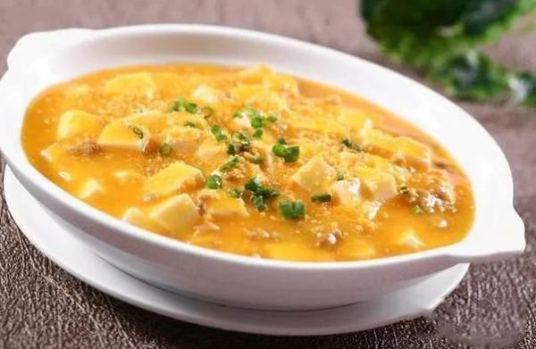 咸蛋黄焗豆腐怎么做_咸蛋黄焗豆腐热量高吗-第3张图片-山城妙识