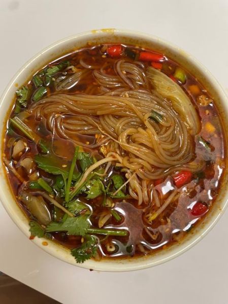 酸辣粉是什么粉_酸辣粉用的是什么粉-第2张图片-山城妙识 酸辣粉是什么粉_酸辣粉用的是什么粉-第2张图片-山城妙识