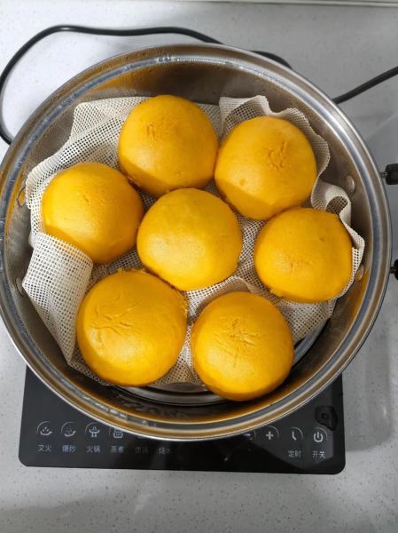 南瓜馒头怎么做才松软好吃_南瓜馒头配方比例-第3张图片-山城妙识