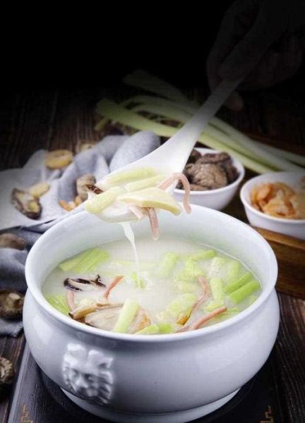 奶汤蒲菜怎么做_蒲菜奶汤正宗做法-第2张图片-山城妙识