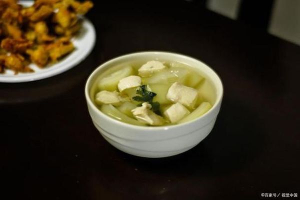 奶汤蒲菜怎么做_蒲菜奶汤正宗做法-第1张图片-山城妙识