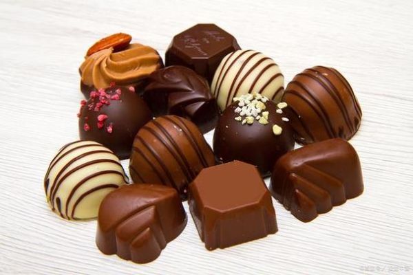 巧克力是怎么做成的_可可豆到巧克力的步骤-第2张图片-山城妙识 巧克力是怎么做成的_可可豆到巧克力的步骤-第2张图片-山城妙识