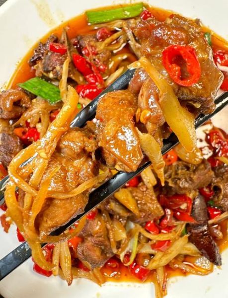 子姜鸭怎么做才正宗_子姜鸭川菜做法窍门-第2张图片-山城妙识