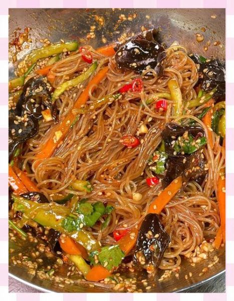 凉拌粉条怎么做好吃_凉拌粉条的做法大全-第2张图片-山城妙识 凉拌粉条怎么做好吃_凉拌粉条的做法大全-第2张图片-山城妙识