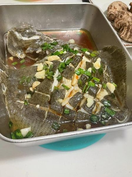 清蒸多宝鱼怎么做_多宝鱼蒸多久才熟-第3张图片-山城妙识