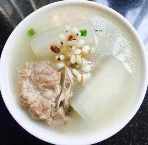 排骨冬瓜粥怎么煮_排骨冬瓜粥的家常做法-第1张图片-山城妙识