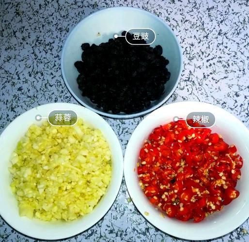 辣椒酱怎么做好吃_自制辣椒酱的做法窍门-第1张图片-山城妙识