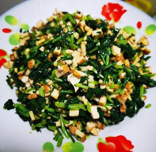 炒马兰头怎么炒才好吃_马兰头焯水几分钟-第2张图片-山城妙识 炒马兰头怎么炒才好吃_马兰头焯水几分钟-第2张图片-山城妙识