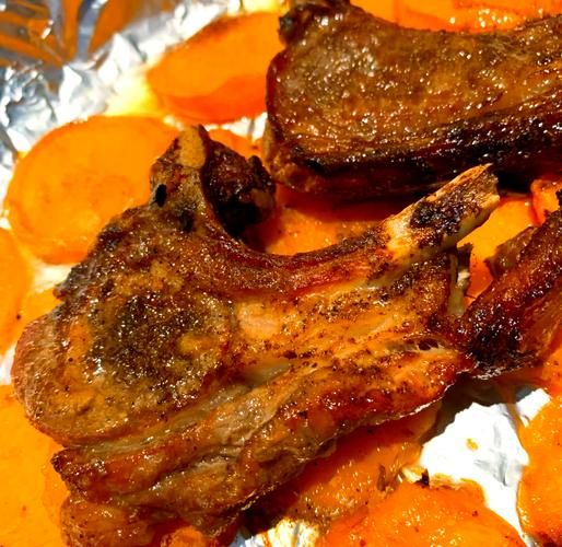 烤羊排怎么腌制才入味_烤羊排的做法和配方-第1张图片-山城妙识