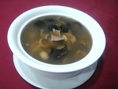 木耳冬菇瘦肉汤的做法_适合什么人喝-第3张图片-山城妙识 木耳冬菇瘦肉汤的做法_适合什么人喝-第3张图片-山城妙识