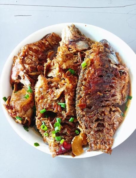 家常鲫鱼怎么做才好吃_家常鲫鱼图片-第2张图片-山城妙识 家常鲫鱼怎么做才好吃_家常鲫鱼图片-第2张图片-山城妙识