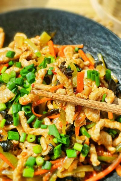 鱼香肉丝配菜有哪些_鱼香肉丝配菜怎么选-第2张图片-山城妙识 鱼香肉丝配菜有哪些_鱼香肉丝配菜怎么选-第2张图片-山城妙识