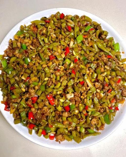酸豆角怎么炒好吃_酸豆角的家常做法大全-第1张图片-山城妙识