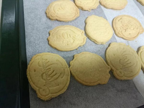 奶香饼干不用黄油怎么做_无黄油奶香饼干配方-第2张图片-山城妙识