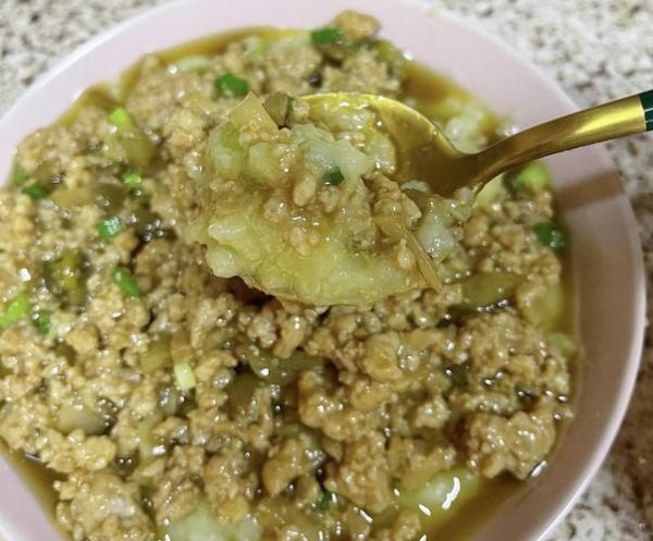 肉末土豆泥怎么做_肉末土豆泥热量高吗-第3张图片-山城妙识 肉末土豆泥怎么做_肉末土豆泥热量高吗-第3张图片-山城妙识