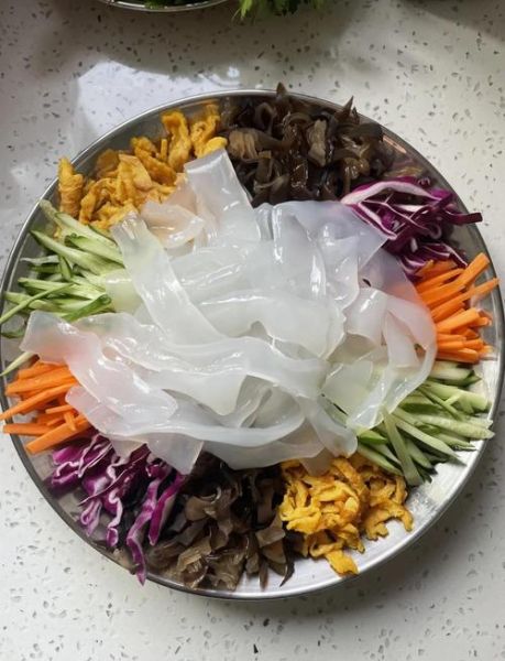 大拉皮怎么做_大拉皮的家常做法-第1张图片-山城妙识