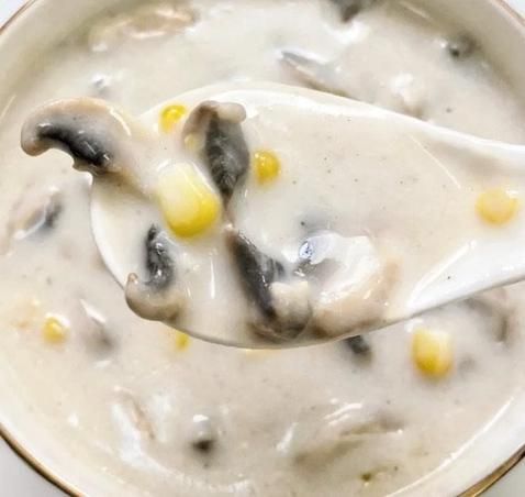 牛奶蘑菇汤怎么做好喝_牛奶蘑菇汤的家常做法-第3张图片-山城妙识
