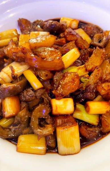 海参烧蹄筋怎么做_海参烧蹄筋的家常做法-第1张图片-山城妙识 海参烧蹄筋怎么做_海参烧蹄筋的家常做法-第1张图片-山城妙识