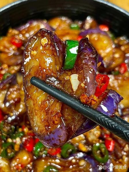 韭菜茄子怎么炒好吃_茄子要不要先焯水-第2张图片-山城妙识