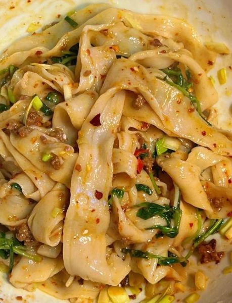 扯面水和盐的比例是多少_扯面怎么和面才筋道-第3张图片-山城妙识