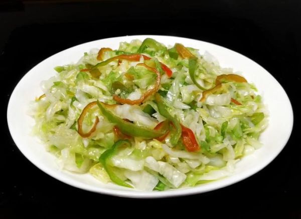 圆白菜怎么凉拌好吃_圆白菜凉拌要不要焯水-第1张图片-山城妙识