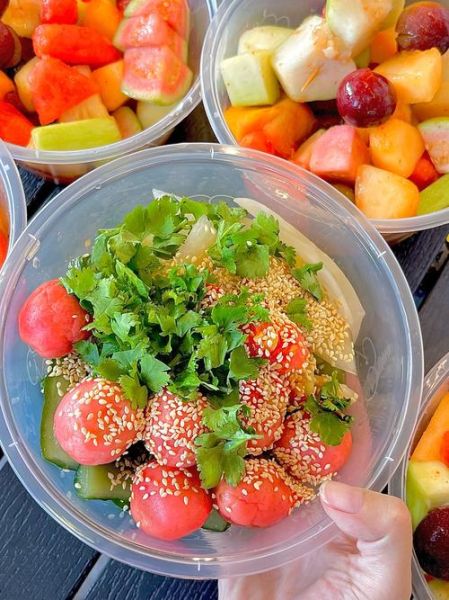 水果沙拉放什么水果_哪些水果适合拌沙拉-第2张图片-山城妙识