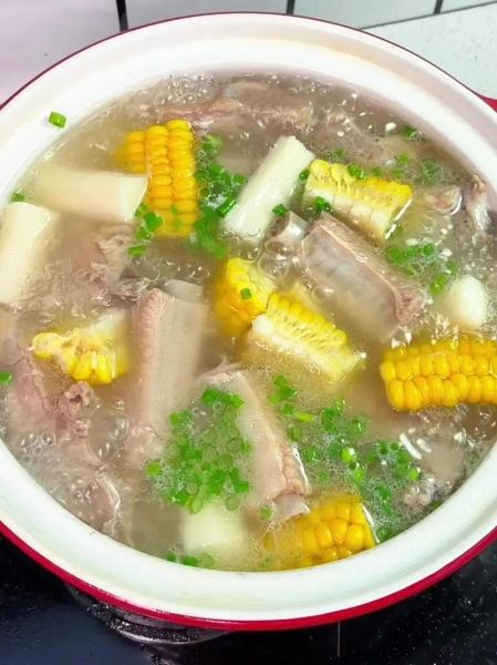 玉米炖排骨的家常做法_玉米炖排骨怎么做好吃-第1张图片-山城妙识 玉米炖排骨的家常做法_玉米炖排骨怎么做好吃-第1张图片-山城妙识