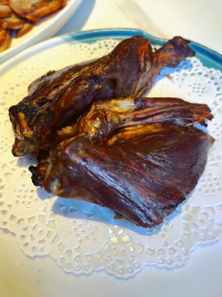 家烧鸽子怎么做_家烧鸽子配料有哪些-第1张图片-山城妙识