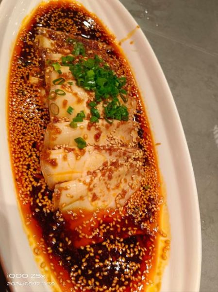 蒜泥白肉为什么叫白肉_蒜泥白肉还有哪些别名-第2张图片-山城妙识