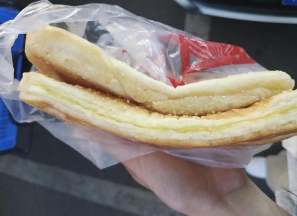 香掉牙千层饼怎么都关门了_香掉牙倒闭原因-第2张图片-山城妙识