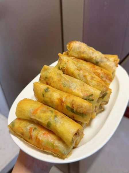 摊春卷皮的面粉怎么调_春卷皮用什么面粉最好-第3张图片-山城妙识