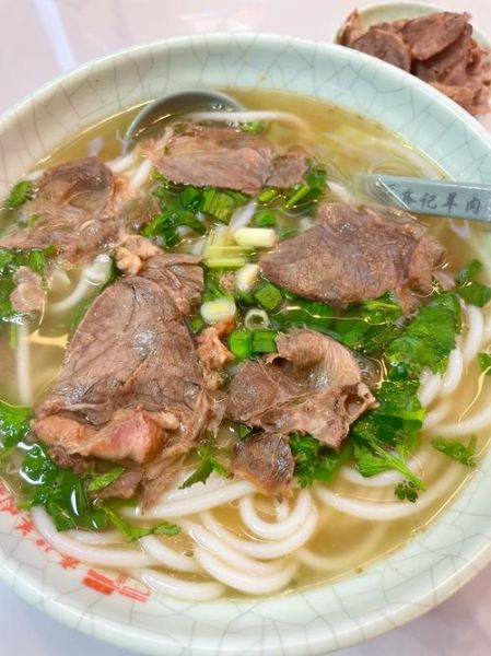 羊肉面条怎么做才好吃_羊肉面条用什么部位最嫩-第1张图片-山城妙识