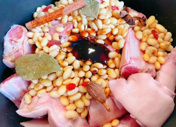 高压锅黄豆猪蹄怎么做_黄豆猪蹄高压锅压多久-第3张图片-山城妙识 高压锅黄豆猪蹄怎么做_黄豆猪蹄高压锅压多久-第3张图片-山城妙识