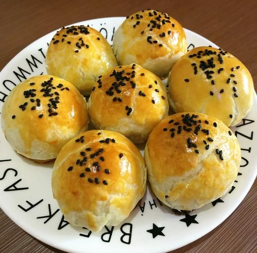 君之烘焙蛋黄酥做法_蛋黄酥皮酥掉渣秘诀-第3张图片-山城妙识