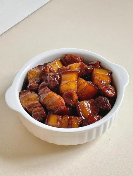 家常红烧肉怎么做才软糯不柴_红烧肉用什么糖上色最好-第3张图片-山城妙识 家常红烧肉怎么做才软糯不柴_红烧肉用什么糖上色最好-第3张图片-山城妙识