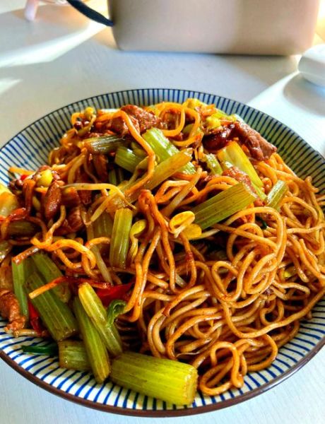 蒸面条怎么做才好吃_蒸面条的正宗做法-第1张图片-山城妙识 蒸面条怎么做才好吃_蒸面条的正宗做法-第1张图片-山城妙识