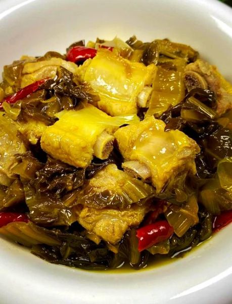 酸菜炖排骨热量_减肥能吃吗-第1张图片-山城妙识 酸菜炖排骨热量_减肥能吃吗-第1张图片-山城妙识