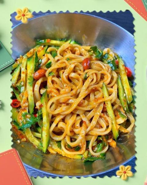 芝麻酱拌面条怎么做_芝麻酱拌面条需要焯水吗-第3张图片-山城妙识