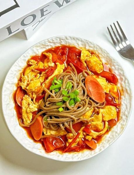 西红柿鸡蛋汤面条怎么做_西红柿鸡蛋汤面热量高吗-第3张图片-山城妙识 西红柿鸡蛋汤面条怎么做_西红柿鸡蛋汤面热量高吗-第3张图片-山城妙识