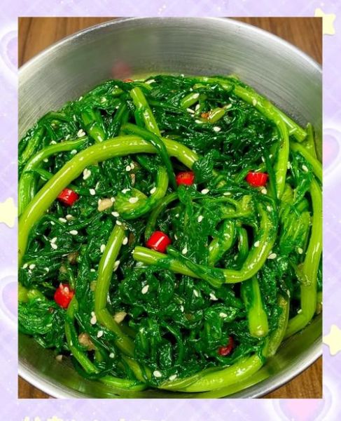 凉拌茼蒿要不要焯水_茼蒿焯水多久最佳-第1张图片-山城妙识