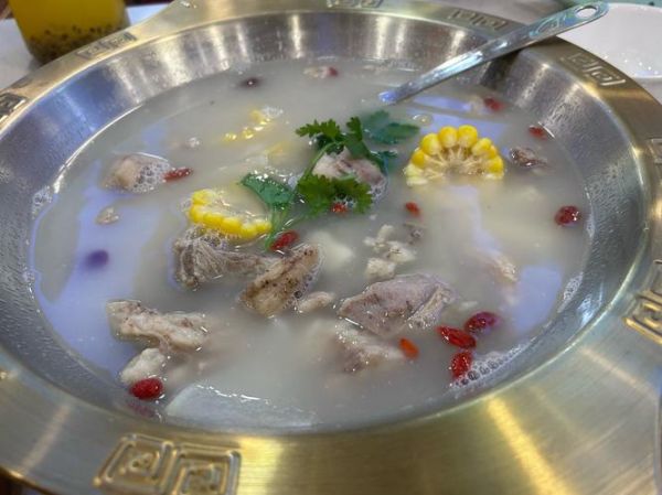 羊肉火锅最佳配料配方_羊肉火锅怎么搭配好吃-第1张图片-山城妙识