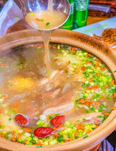 炖羊肉汤放什么调料_炖羊肉汤怎么去除膻味-第3张图片-山城妙识 炖羊肉汤放什么调料_炖羊肉汤怎么去除膻味-第3张图片-山城妙识