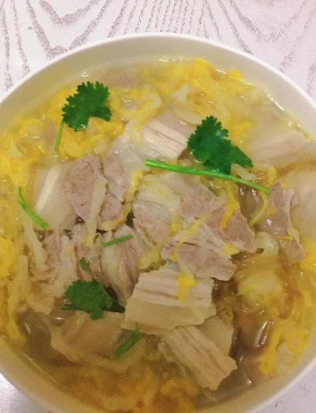 东北酸菜炖粉条怎么做_酸菜炖粉条正宗做法-第1张图片-山城妙识